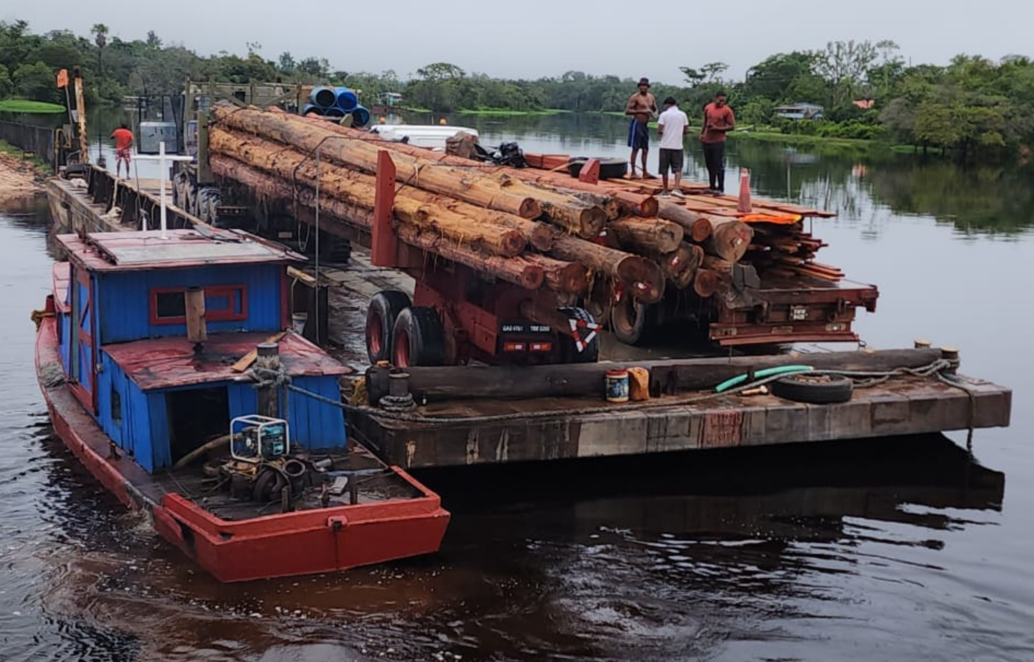 Government Intervention Restores Kwakwani Barge, Commended by Residents ...